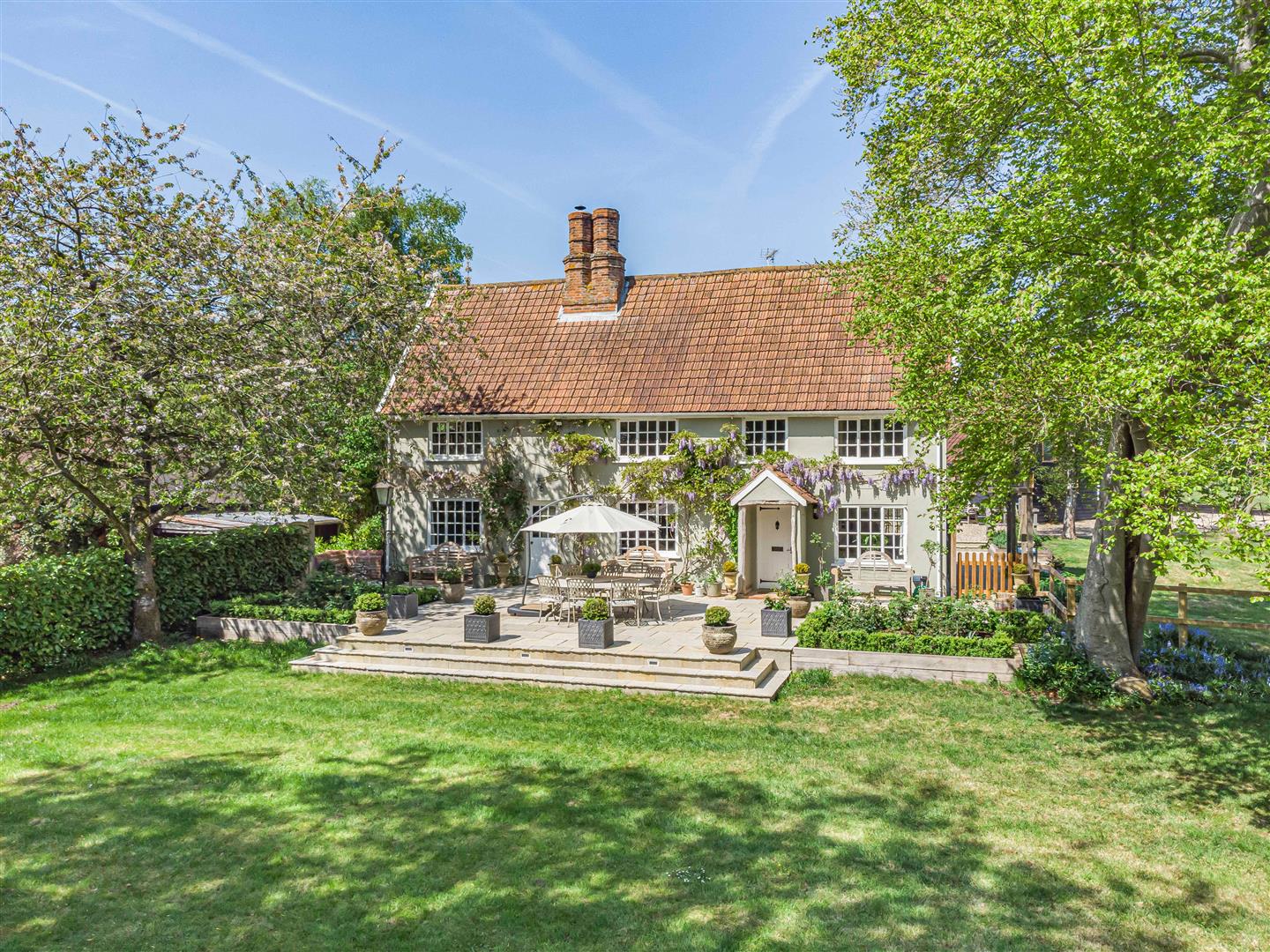 6 Bedroom for sale in Cowlinge - Cheffins Cambridge Sales - Ref 33928360